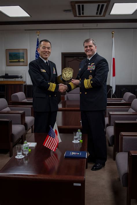 Dvids Images 7th Fleet Commander Meets With Jmsdf Yokosuka District