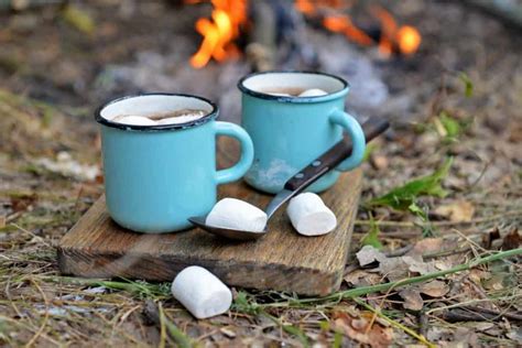 35 Hot Drinks To Sip Around The Campfire