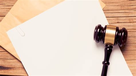 Woman Trying To Overturn Her 35 Year Murder Sentence And Conviction