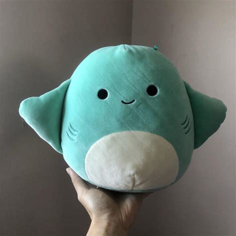 Maggie 8” Stingray Squishmallow Depop