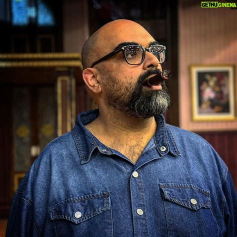 Bashar Al Jazzaf Wiki Biography Age Gallery Spouse And More