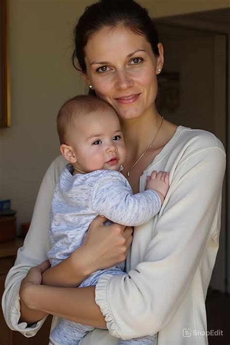 Осинових бебе намерено в къщата на съсед 13 години по късно баща му се появи на прага ми