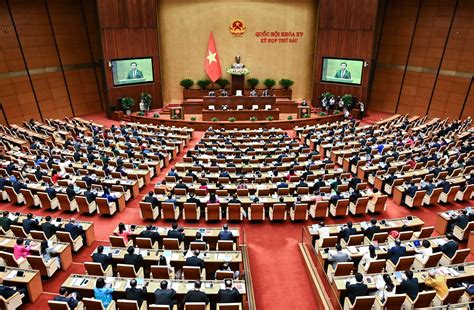 Một Quốc Hội đìu Hiu — Tiếng Việt