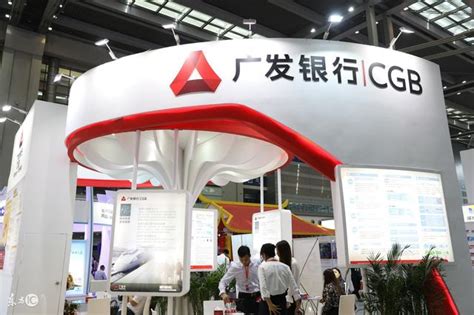 廣發信用卡提額攻略，有卡就能提到10萬 每日頭條