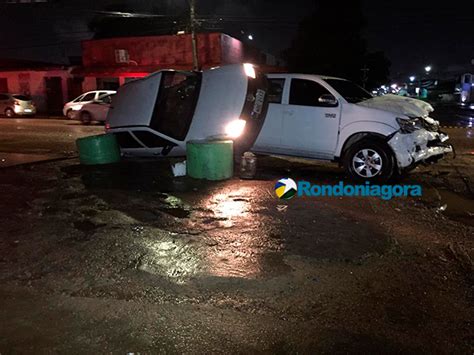 Motorista Invade Preferencial E Causa Acidente Na Região Central De