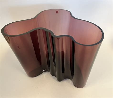 Aalto Maljakko 160 Mm Tumma Lila Antiikki Ajaton