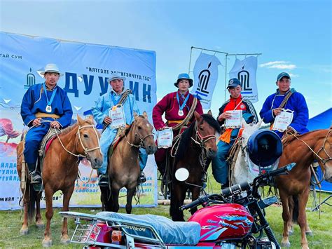 Увс аймгийн зүүн бүсийн 8 сумын адуучин залуучуудын дунд зохион байгуулагдах Адуучин тэмцээн