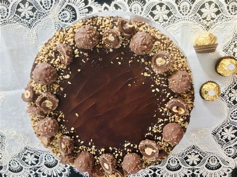 Chilli Chocolate Шоколадовата чушка Ferrero Rocher Cake Торта