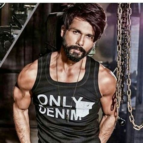 Shirtless Bollywood Men Shahid Kapoors Abs