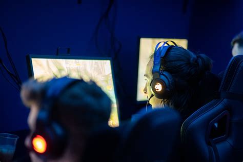 Endpoint Cex On Twitter The Cs Team Neverstop Gaming Even At Parties