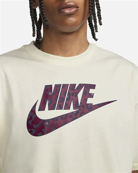 Snkr Twitr On Twitter Nike Sportswear City Made Tees On Nike Us Shop Https T Co
