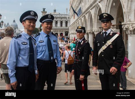 City Police On Patrol In Venice Hi Res Stock Photography And Images Alamy