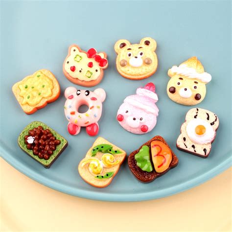 Mô Hình Bánh Mì Cà Mơn Phụ Kiện Trang Trí Nhà Búp Bê Shopee Việt Nam
