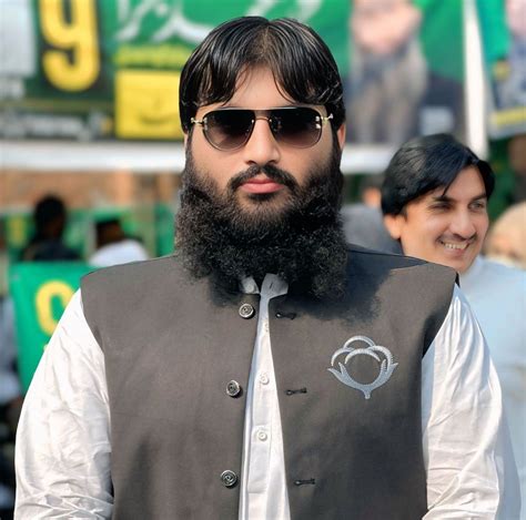 پاکستان زندہ باد پاک فوج زندہ باد گوجرانوالہ کلاتھ بورڈ مارکیٹ کے زیر اہتمام فتح کی خوشی میں