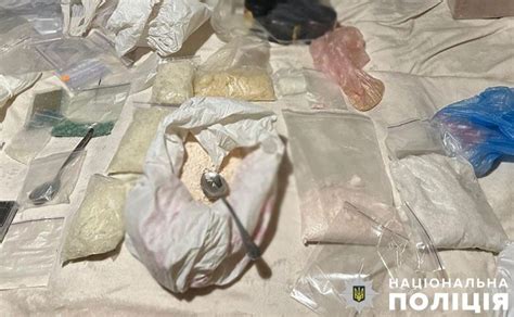 «Товар на понад два мільйони гривень поліція Києва затримала наркозбувача Вечірній Київ