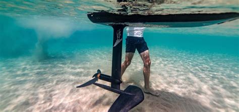 Hydrofoils: brief history