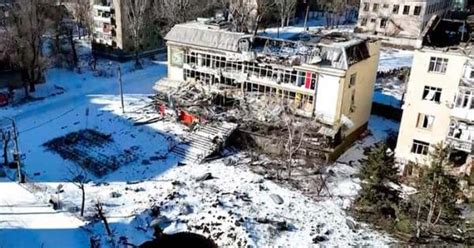 Ucrania Resiste En Bajmut Mientras Rusia Exhibe Nuevamente Su Músculo