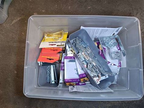 Corner Braces Hooks Screws And Miscellaneous Accessories Auction