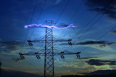 Κυλιόμενες διακοπές ρεύματος εξετάζει η Ελβετία για το χειμώνα