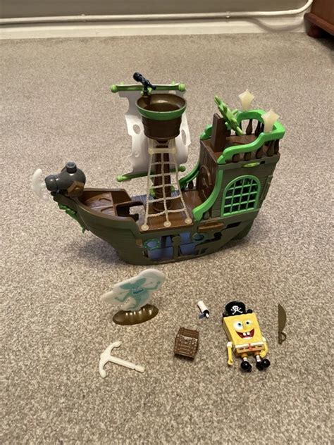 RARE JAKKS PACIFIC SpongeBob SquarePants Flying Dutchman Ghost Ship