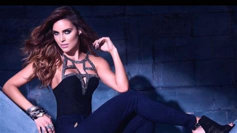 Sara Corrales Demuestra Por Qué Es La Villana Más Deseada Univision