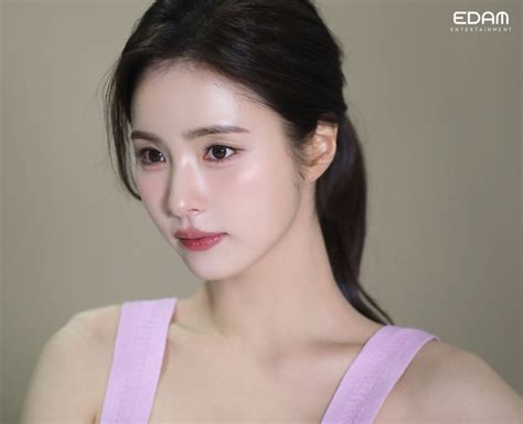 더쿠 너무 예쁜 신세경 사진 3장