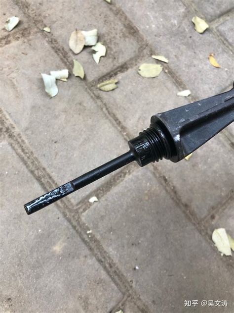 豪爵UHR150踏板摩托自行首保更换机油 知乎