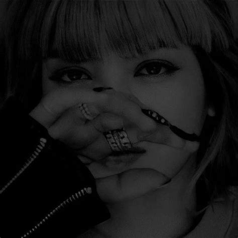 ʝiɱiɳ🎼🫀 Adlı Kullanıcının 블랙 핑크 Panosundaki Pin Ulzzang Kız Kızlar