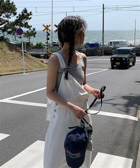 [made] 파벨 라운드 골지 크롭 나시 4 Color