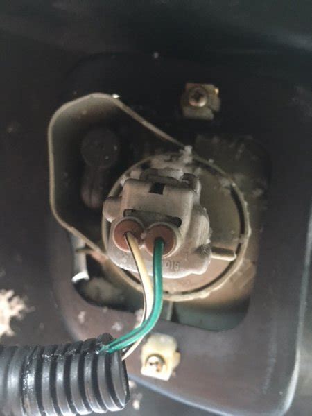 Broken Wires Leading To Front Turn Signal Socket Tacoma World