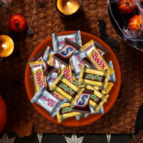 Snickers Twix Milky Way And 3 Musketeers Minis Halloween Candy Variety