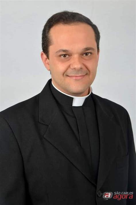 Padre Daniel Nicolini Assume Paróquia De Santa Eudóxia São Carlos Agora