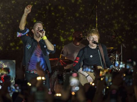 紅髮艾德確診「上周同台coldplay」！ 近距離合唱畫面曝光 Ettoday星光雲 Ettoday新聞雲