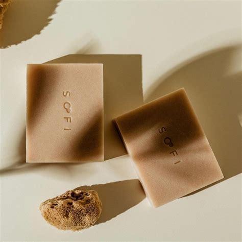 Prirodni Sapuni Domaćih Brendova Koji Hidriraju Kožu