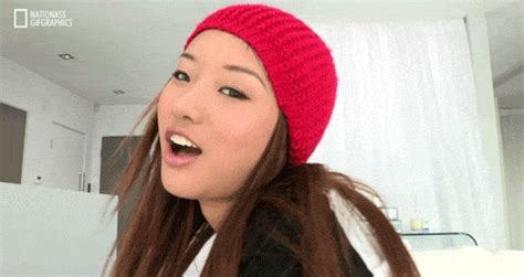 Alina Li GIFs Get The Best GIF On GIPHY