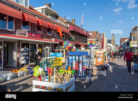 Egmond Aan Zee Noord Holland Niederlande Einkaufsstraße