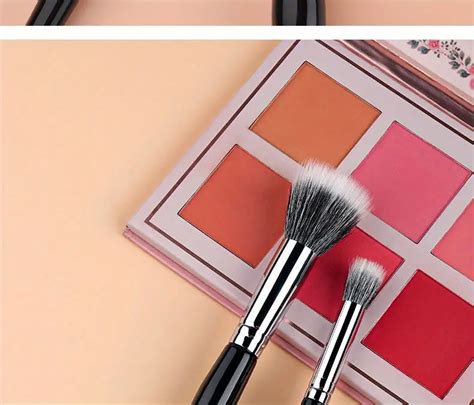Brush 부드러운 얼굴 메이크업 브러시로 매끄럽고 자연스러운 에어브러시 피니시를 만들어줍 Temu Korea