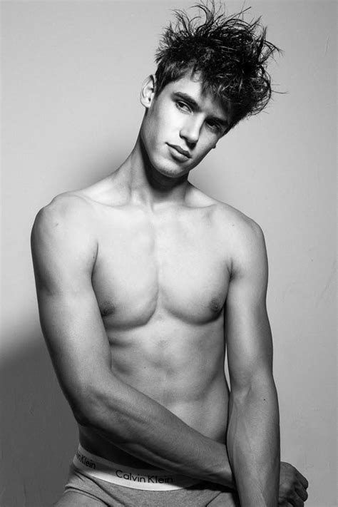 Introducing Victor Oliveira Wm