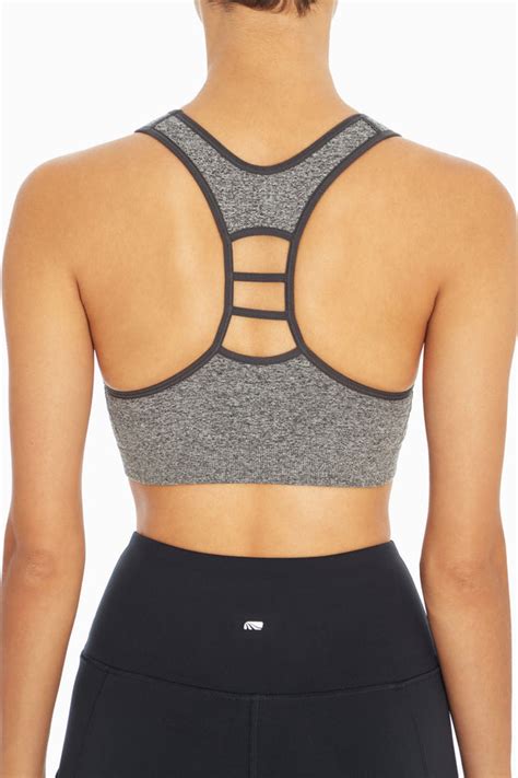 Seamless Activewear Bras And Leggings Marika