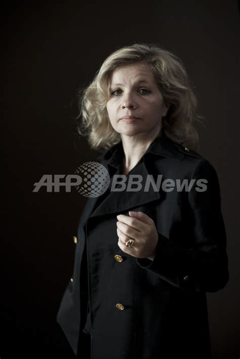 「児童ポルノ撮影された」、仏女優エヴァ・イオネスコさんが母親を提訴 写真1枚 国際ニュース：afpbb News