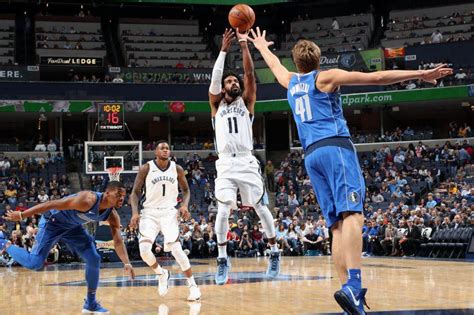 诺维斯基防守篮板超摩西 马龙 跃居nba历史第6