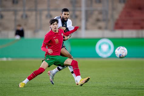 Report Nottingham Forest Rival Roma And Leicester For Jamil Siebert