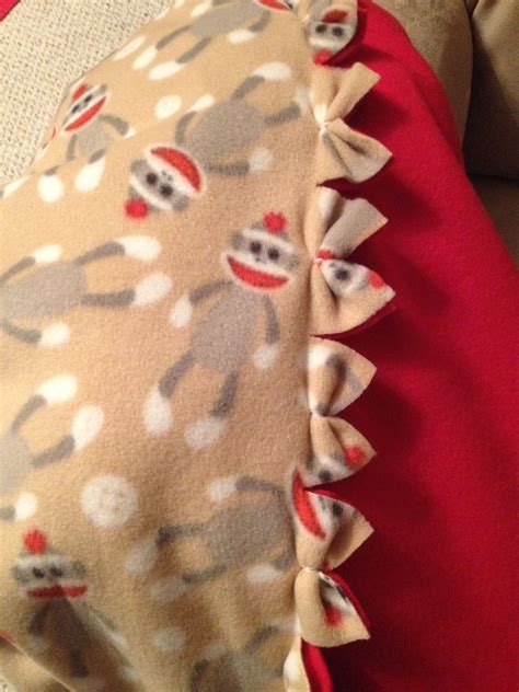 No Sew Fleece Blanket With A Bow Edge Artofit