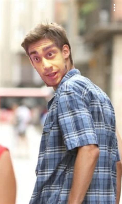 Создать мем неверный бойфренд мем парень оборачивается на девушку неверный бойфренд мем