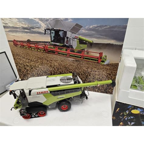 Copy Of Claas Lexion 8800 Terra Trac Marge Models
