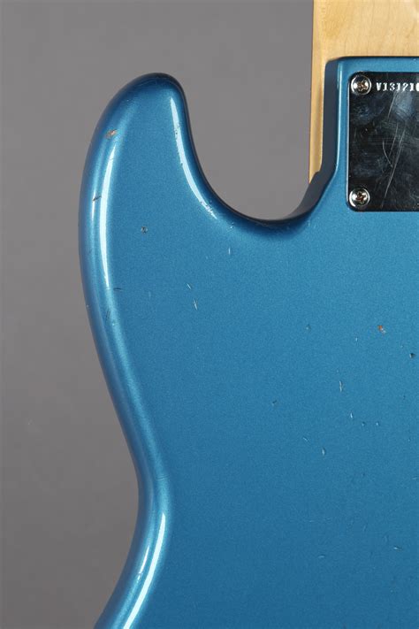 2013 Fender American Vintage Reissue 64 Jazz Bass Lake Placid Blue 19