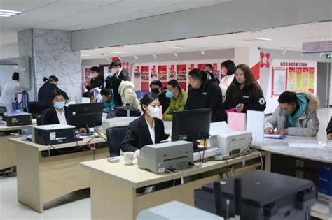 情定2 14回民区婚姻登记处为爱加班 澎湃号政务 澎湃新闻 The Paper