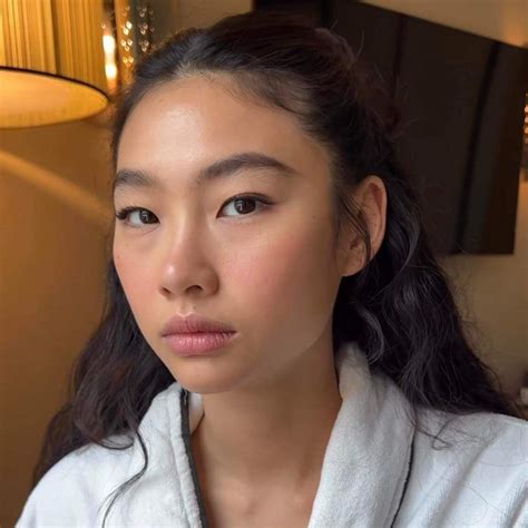 Pin By Nat On Hoyeon ♡ Makeup Looks Pretty Makeup Long Face Contour