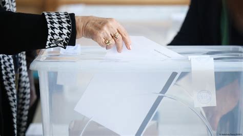 КС реши изборът на 16 депутати е бил незаконен Dw 13 03 2025