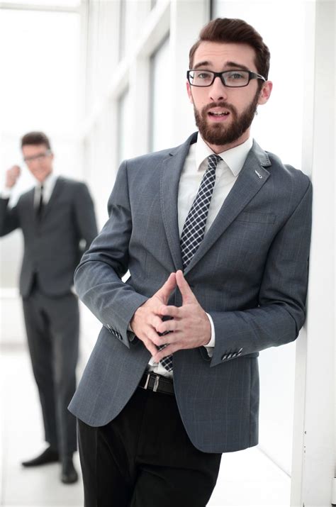 Dressing The Part Realtor Edition The Fashionisto